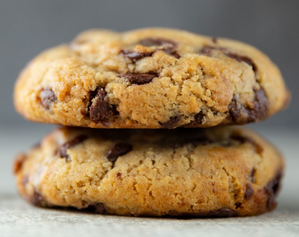 Keto Choc Chip Cookies - A Delicious Low-Carb Treat!
